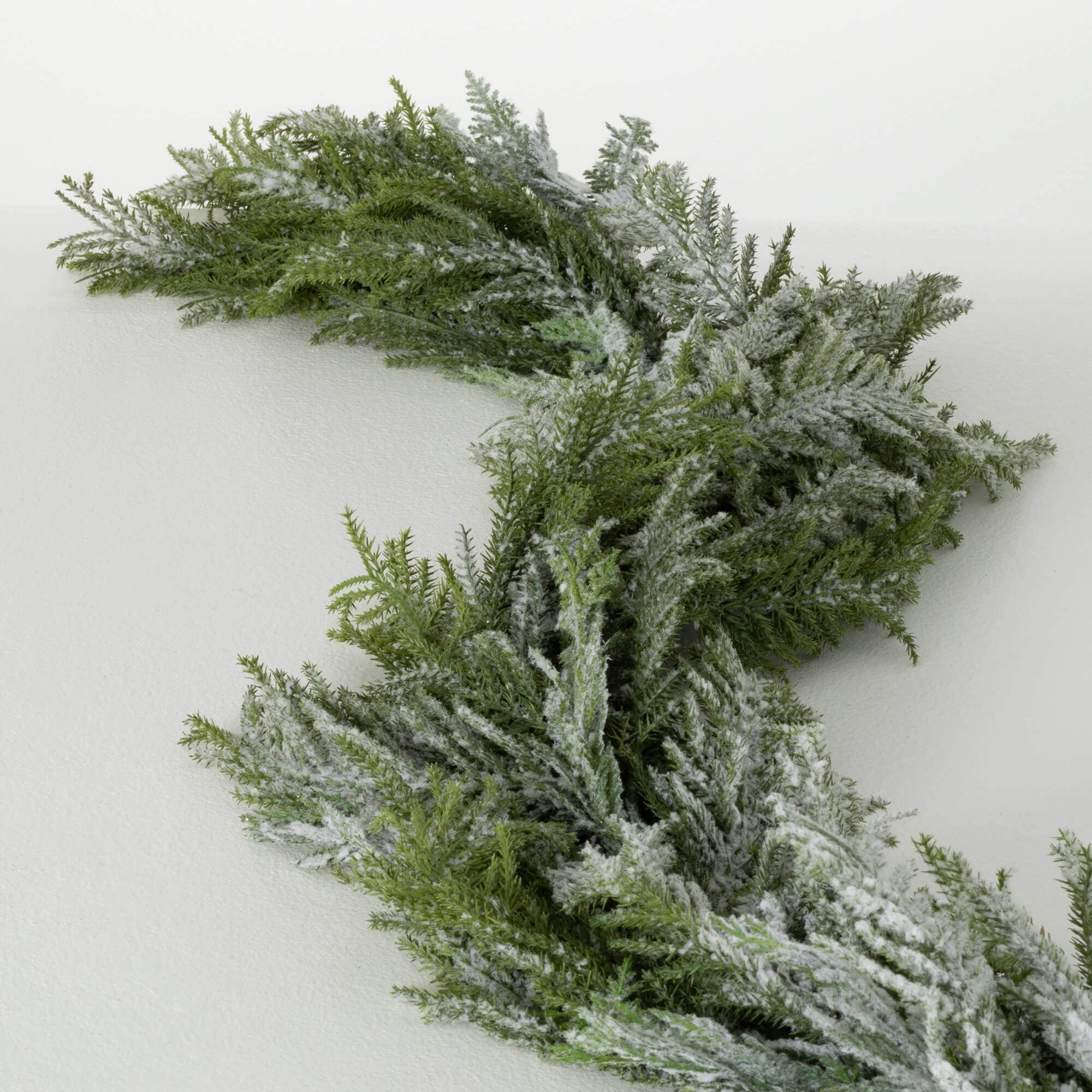 NORFOLK ISLAND CEDAR GARLAND – Hollowood at Home